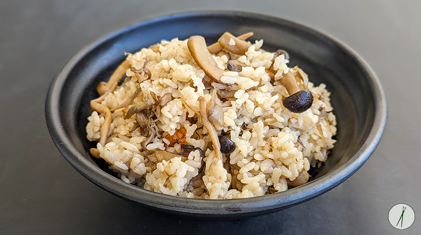 אורז עם פטריות יפני – kinoko no takikomi Gohan – מכופפת מקלות